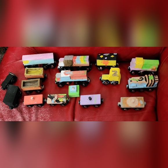 unknown | Toys | 6 Wooden Toy Train Cars Magnetic Links Orbrium Toys ...
